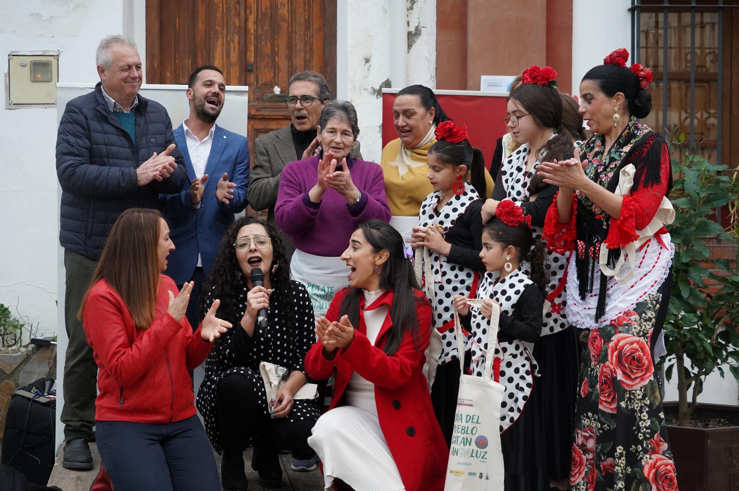 Cultura y convivencia: Benarrabá celebra la riqueza del legado gitano ...